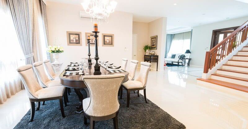 Create an Attention-grabbing Eating Corridor with Rugs - Life